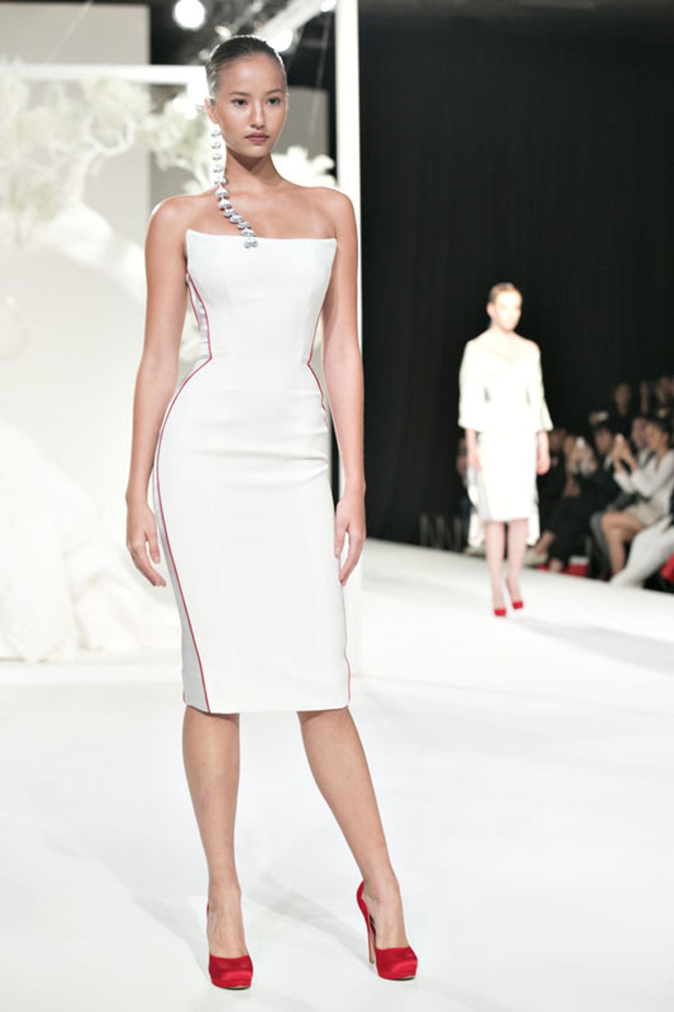 Poem Bangkok – 10 Years of Glamour – Prestige Online