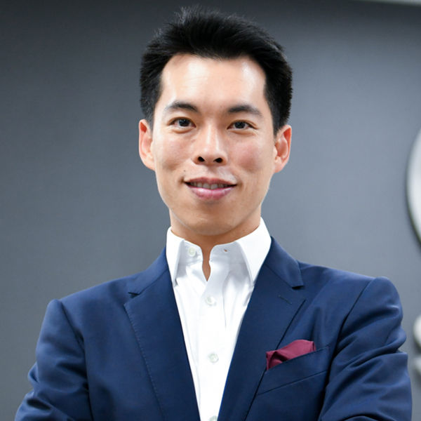 APICHAT LEENUTAPHONG