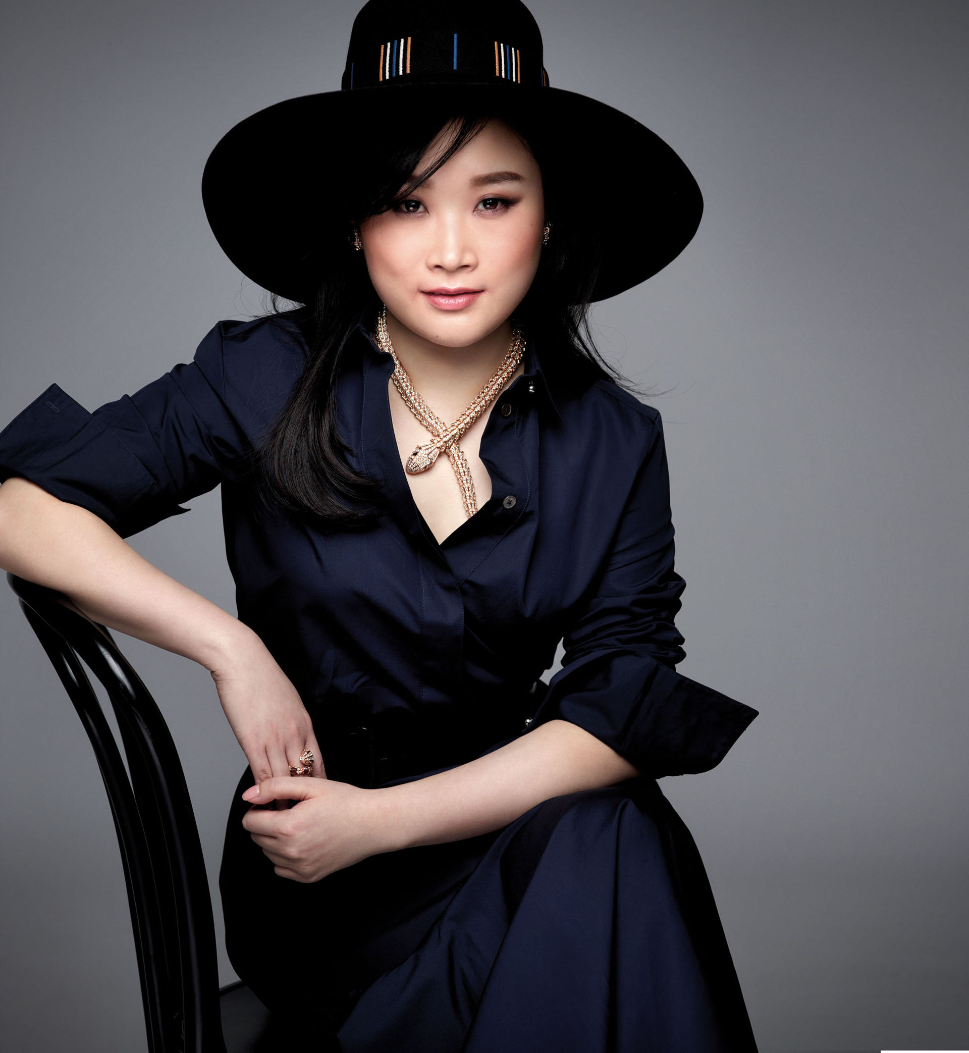 Lam Tze Tze, holding tight to family bonds