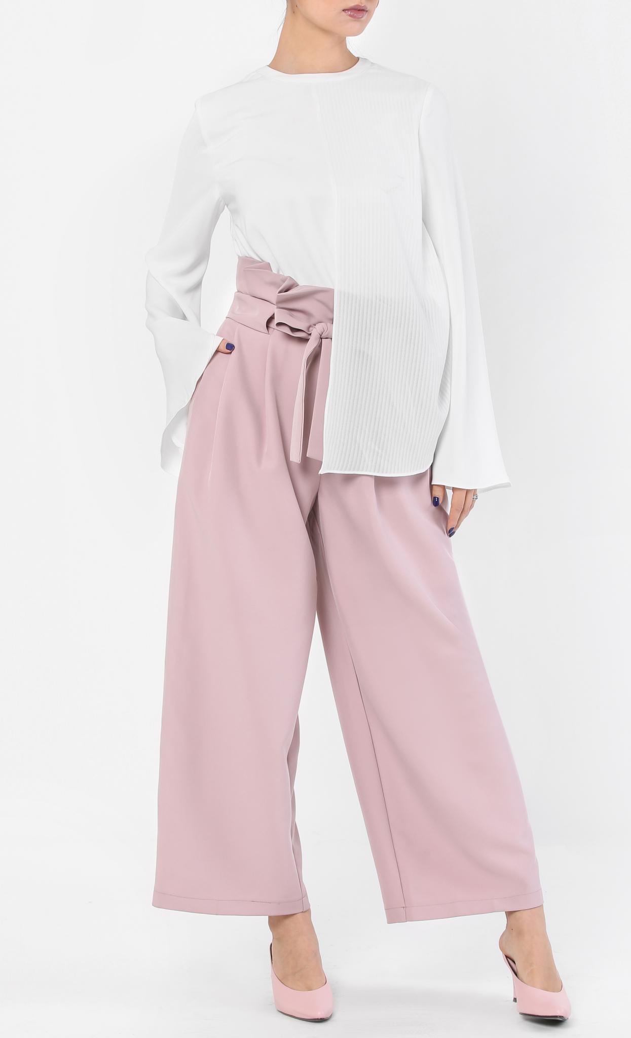 FashionValet collaborates with Neelofa to create a sold out collection ...