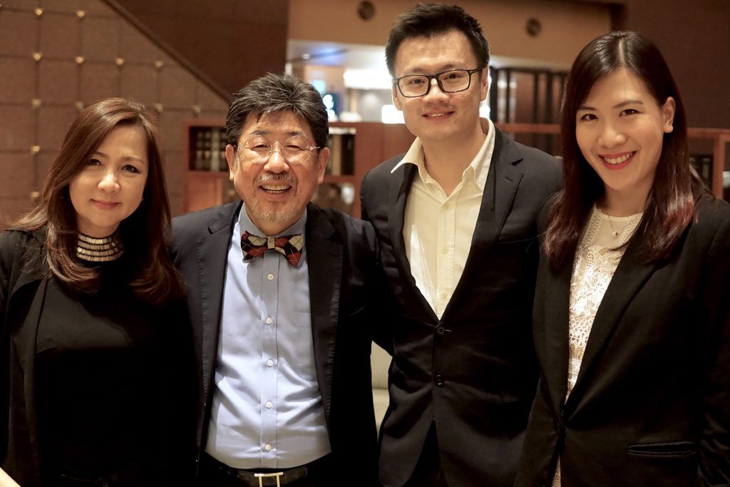 Golden art is the new collectible art piece you can attain