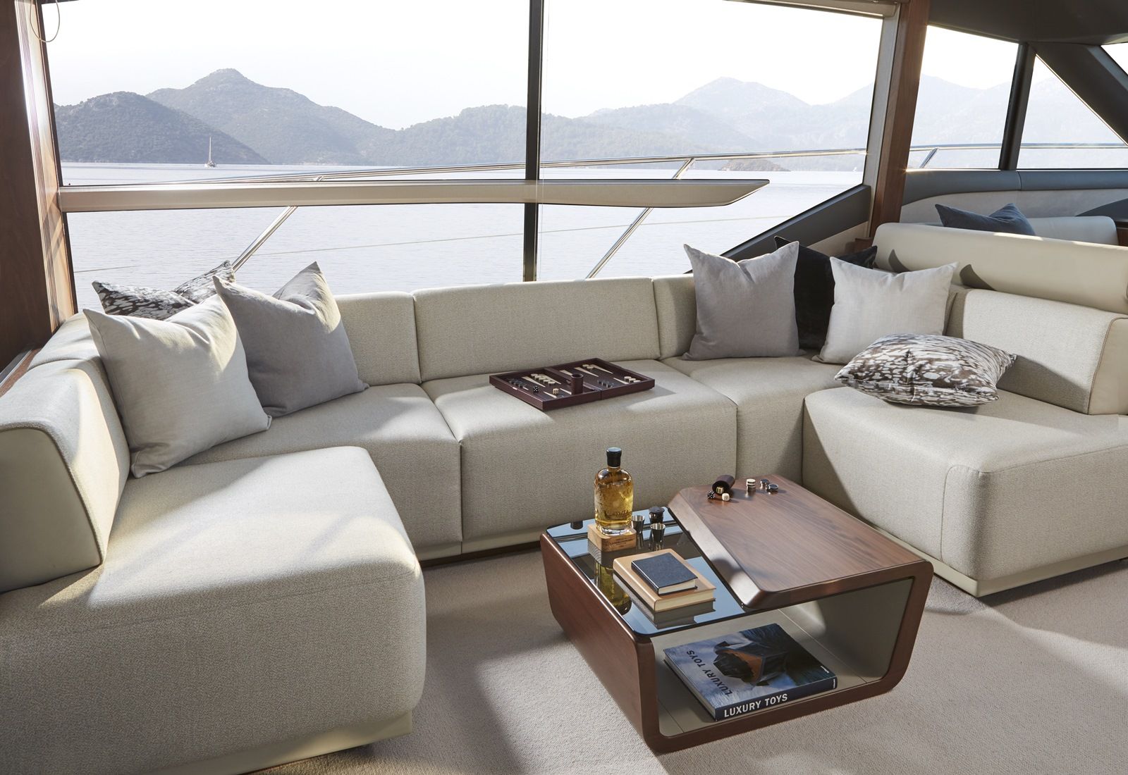 Princess 62 by Princess Yachts: Check out this penthouse that floats