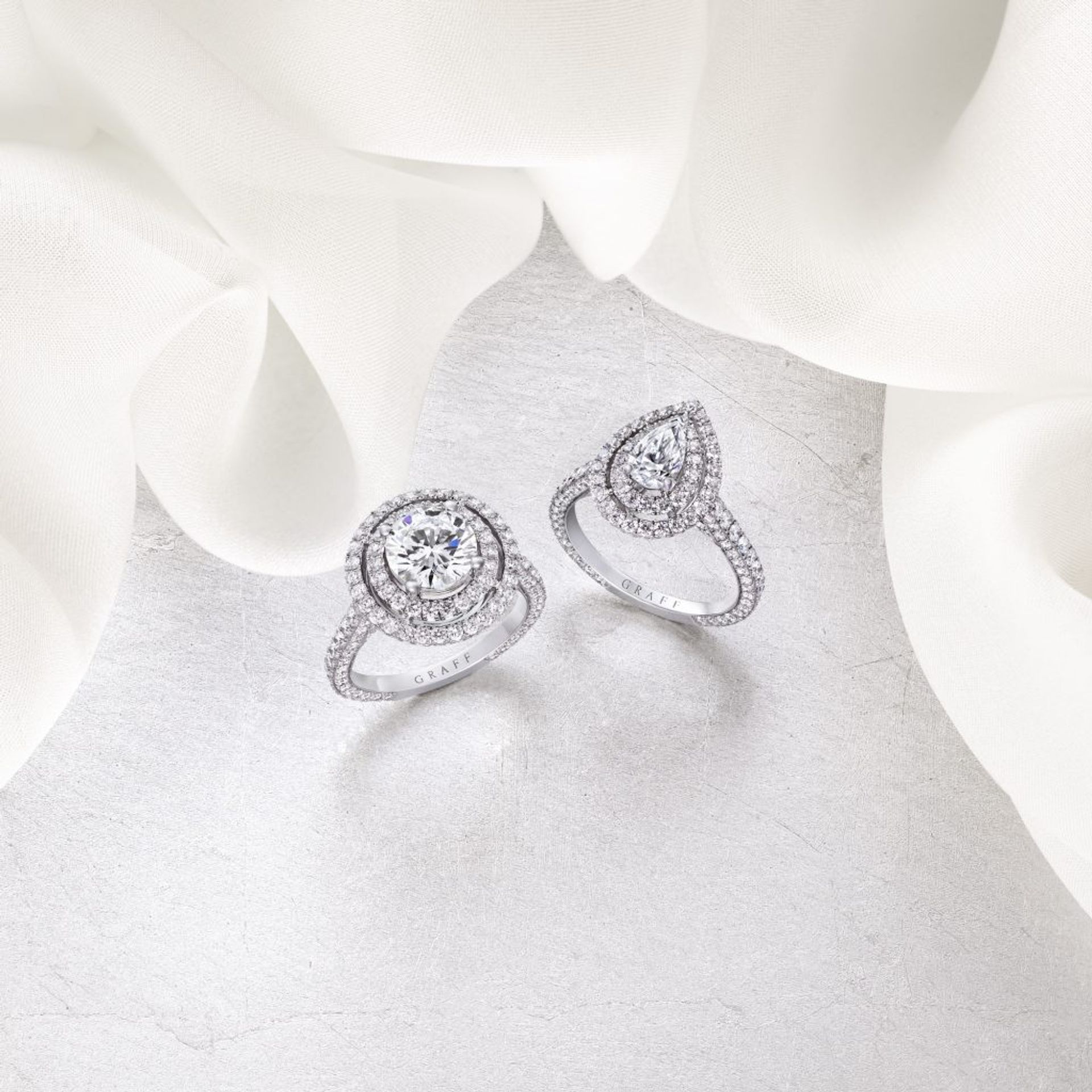 Graff engagement rings designed in eight unique settings for best gleam