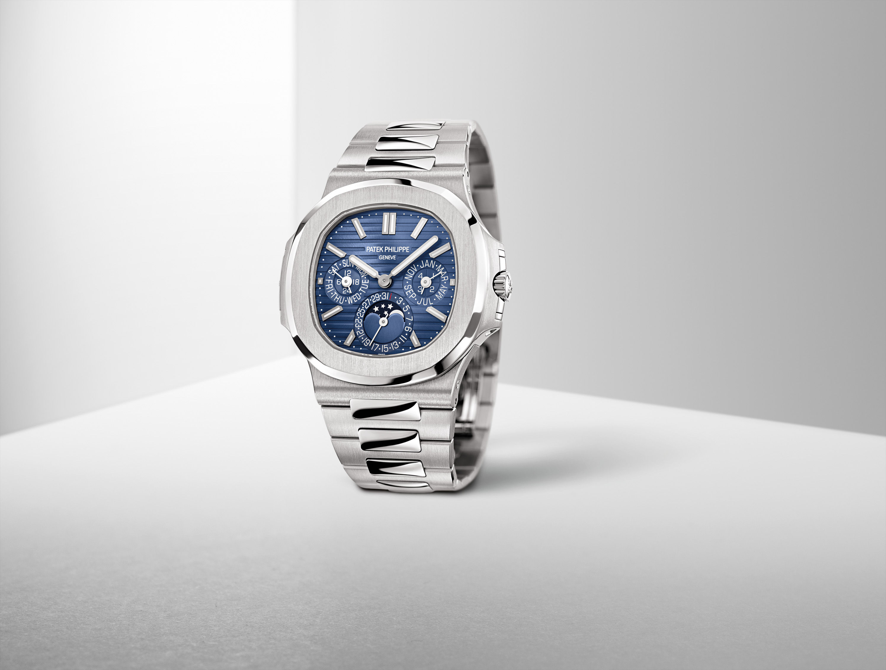 Top Trends And Top 10 Timepieces From Baselworld 2018