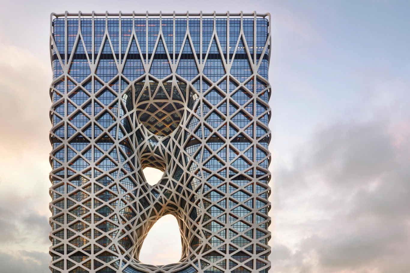 Luxury Hotel Morpheus Raises the Stakes in Macau | Prestige Online ...