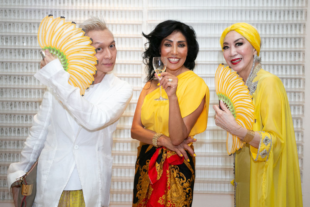 Event Photo Gallery: Maria Elena Rudolf Throws A Yellow Party