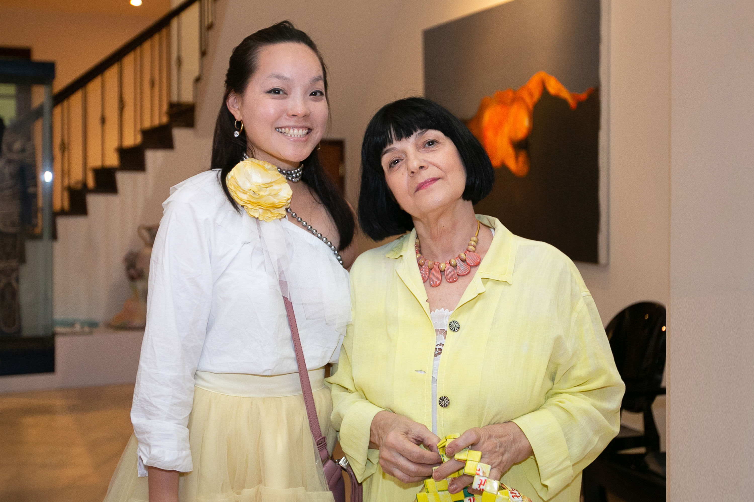 Event Photo Gallery: Maria Elena Rudolf Throws A Yellow Party