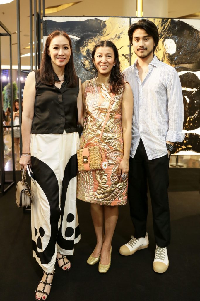 Nagara Celebrates His 3rd Painting Exhibition with Stars and Socialites