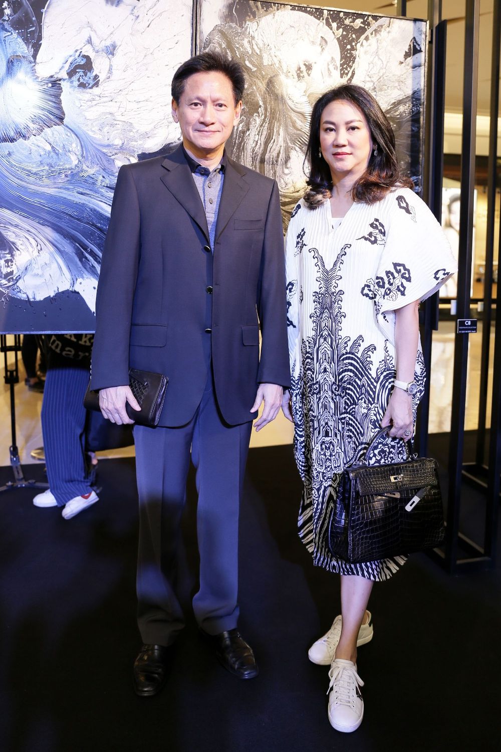Nagara Celebrates His 3rd Painting Exhibition with Stars and Socialites