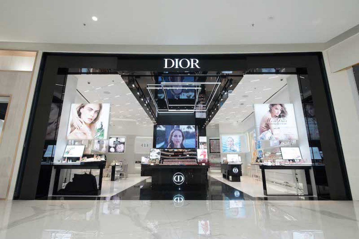 Get Inside the Two New Christian Dior Boutiques at Iconsiam