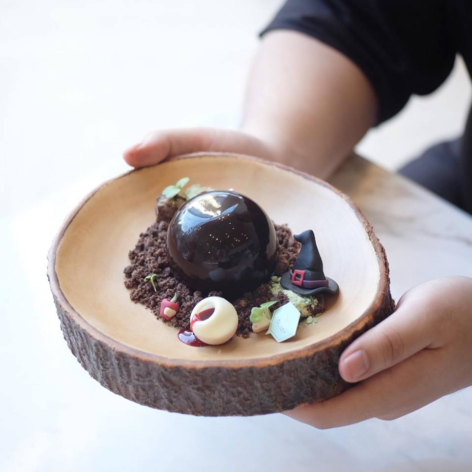 5 Sculptural Dessert Cafes that Serve You Artistic Sweet Treats