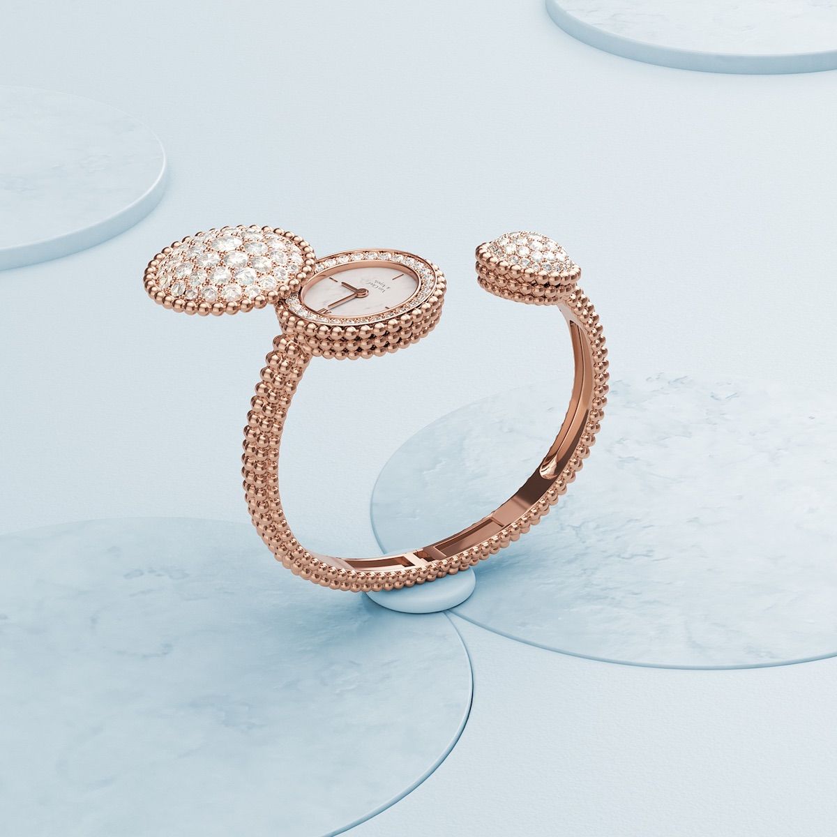 Van Cleef & Arpels Perlee: Transformable jewellery and secret watches