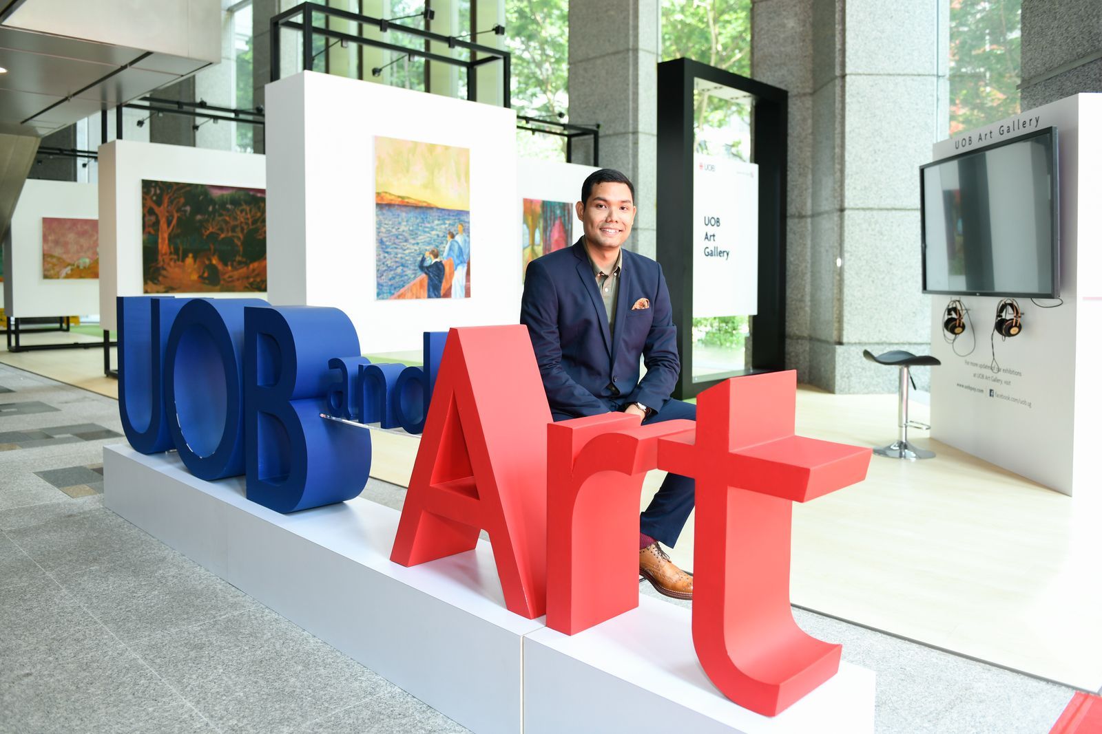 UOB Painting of the Year 2018 winner has his own solo art exhibition in ...