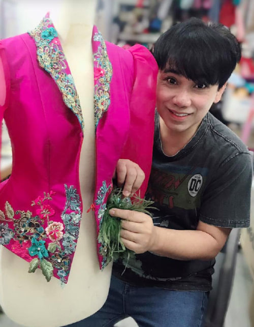 Why one of Singapore's pioneer fashion designers Francis Cheong is ...