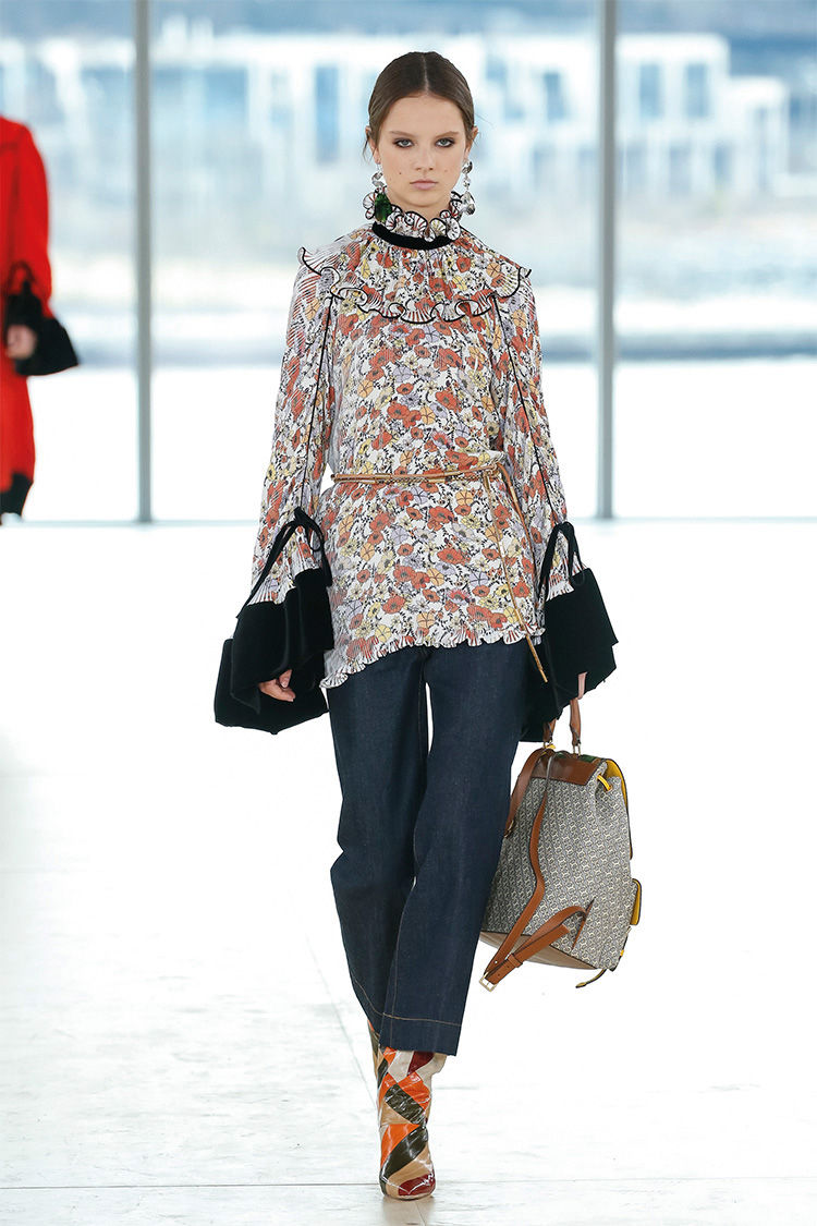 Effortlessly Stylish in Tory Burch's Fall/Winter 2019 Collection