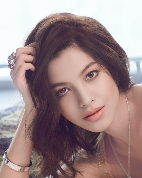 SONYA “KAT” SINGHA - Prestige Online - Hong Kong