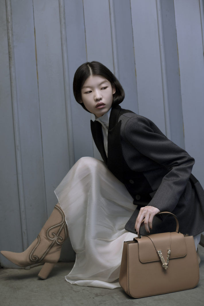 Asia's Hottest New Supermodel, Tang He, Struts Her Stuff at Chungking ...