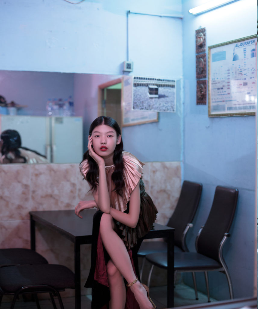 Asia's Hottest New Supermodel, Tang He, Struts Her Stuff at Chungking ...