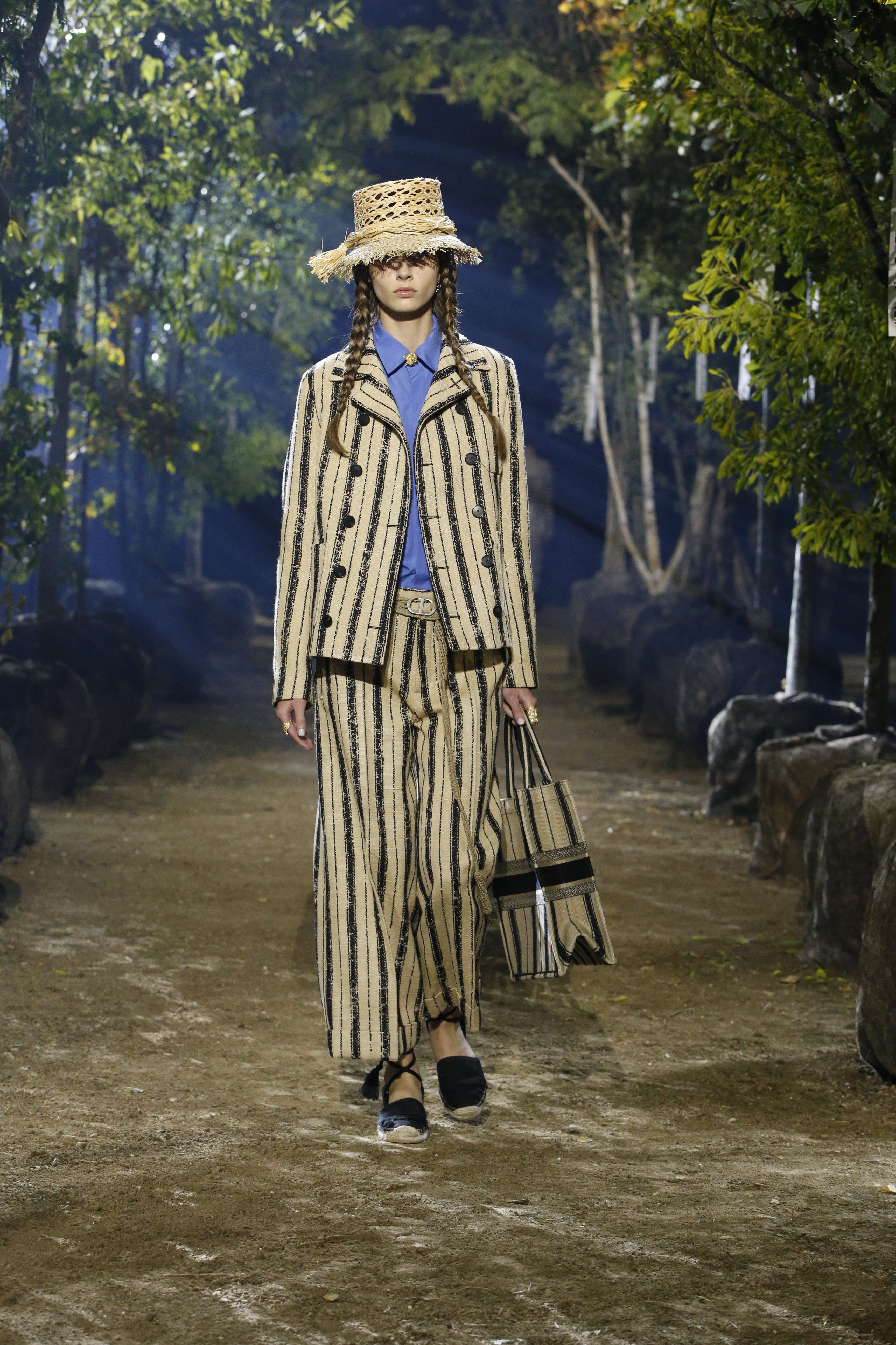 Dior Spring/Summer 2020: Love for the Gardens