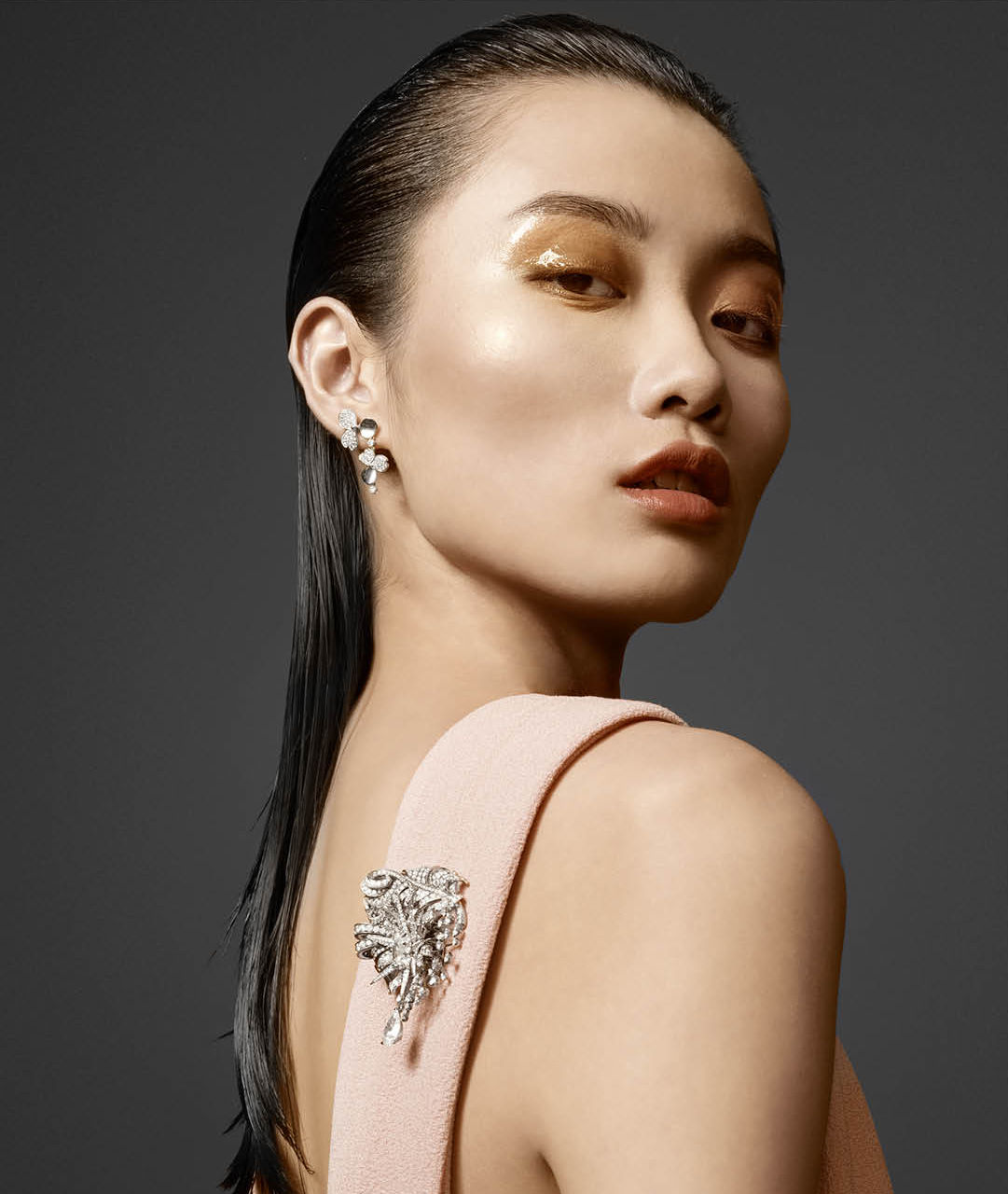 Photo Shoot: Reflective Glory