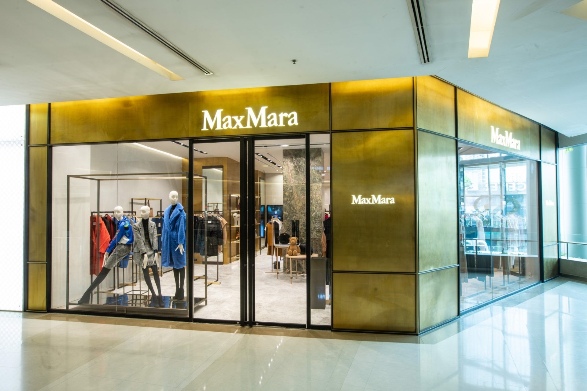 Italian luxury house Max Mara opens a new store at Siam Paragon