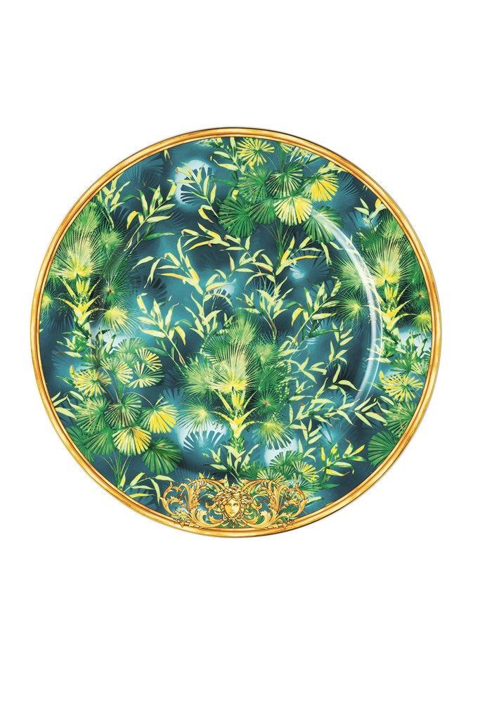 Take a look at the Versace 2020 – Jungle Collection