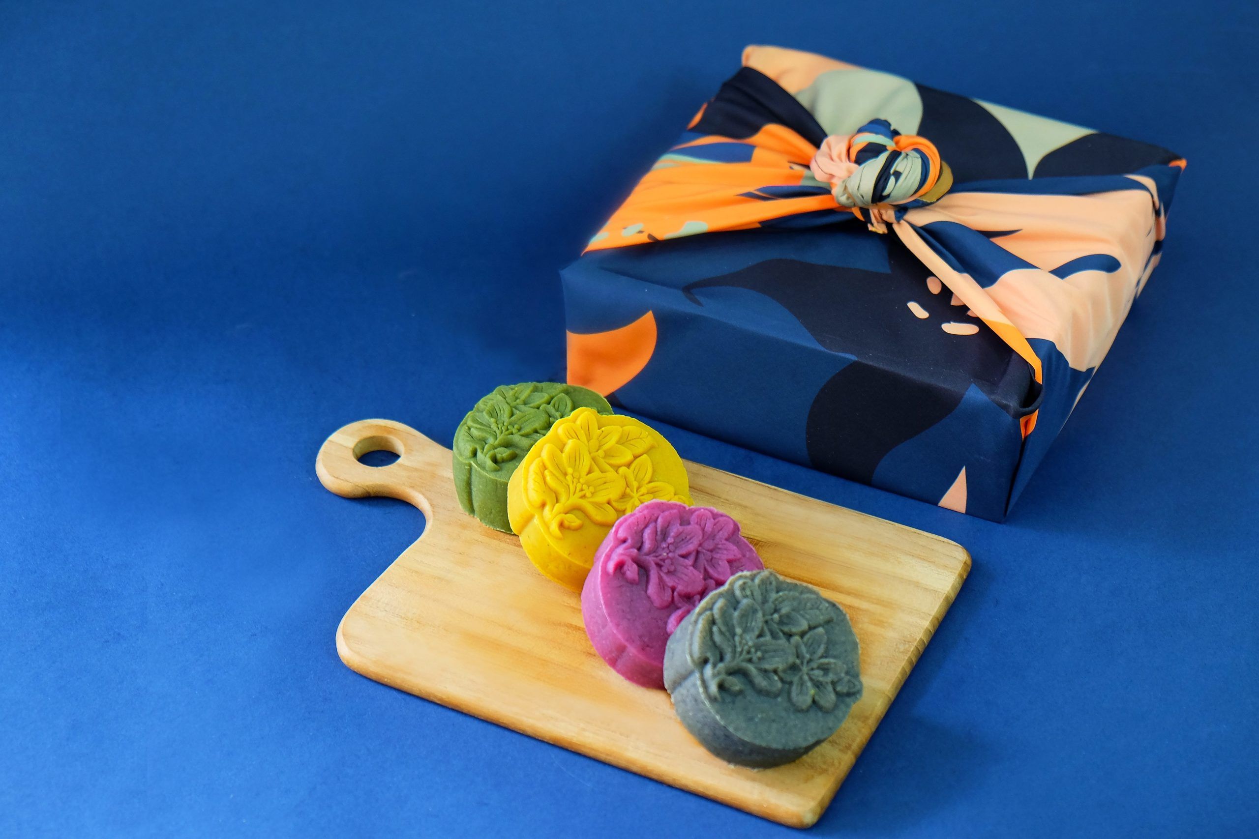 18 of the Best Hong Kong Mooncakes To Indulge in This Mid-Autumn 2020