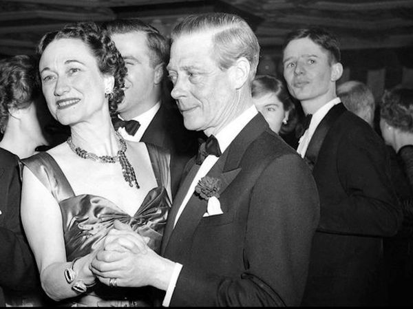 Van Cleef & Arpels and The Royalty Who Wore Them