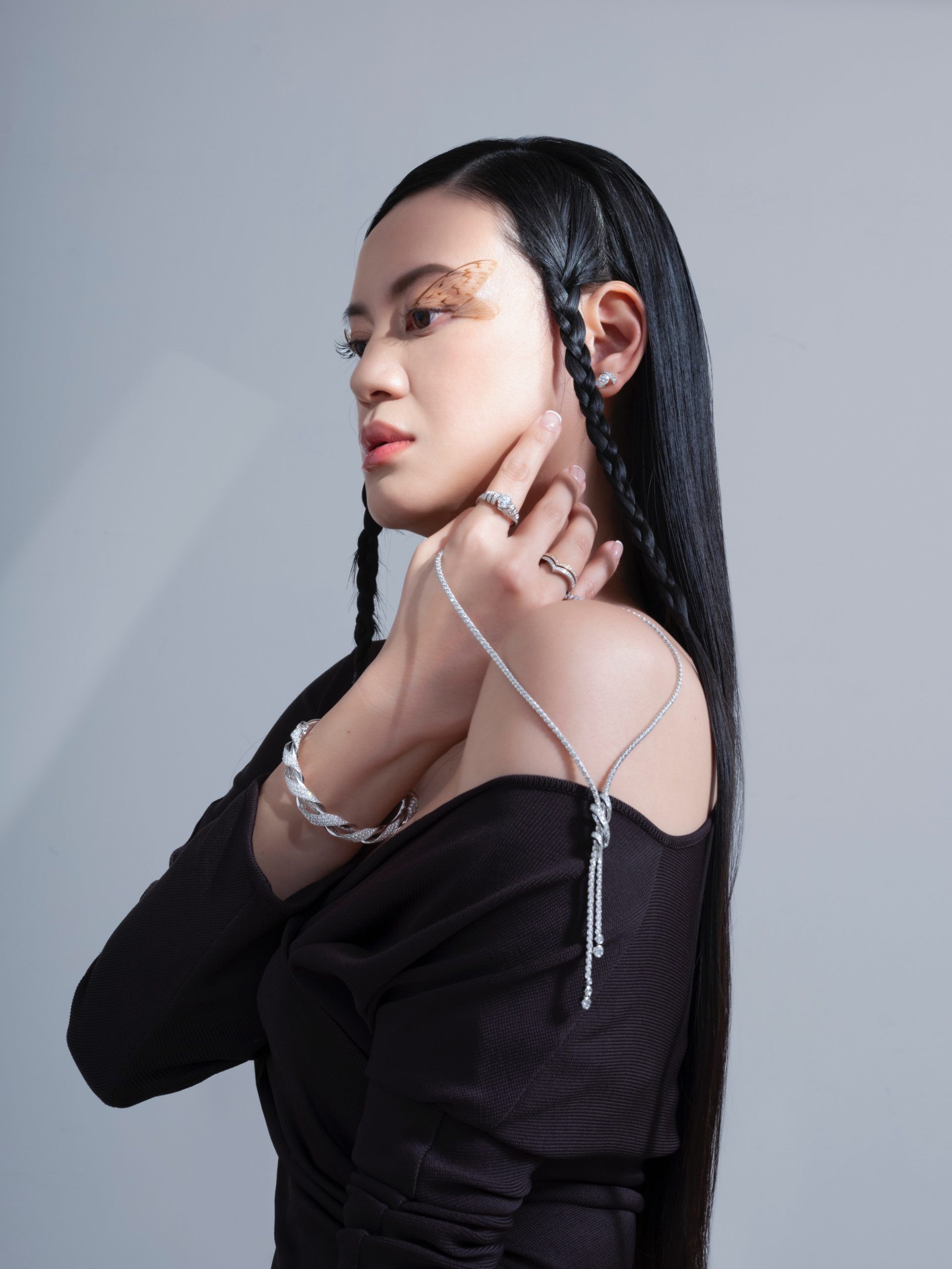 Emily Lam-Ho, Abuzz in Chaumet's Bee My Love Collection