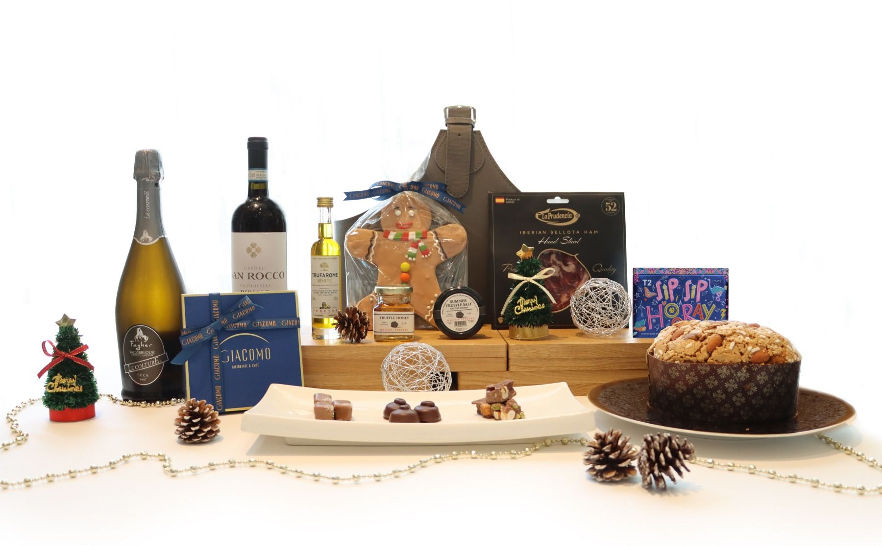 The Best Christmas Hampers to Gift this Festive Season