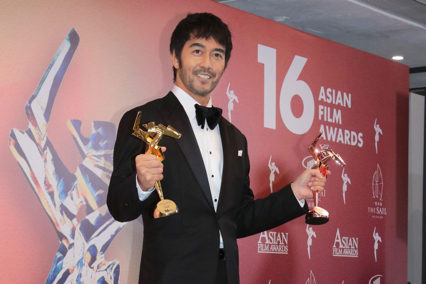 Abe Hiroshi Reminisces on a Lifetime of Career-Defining Roles