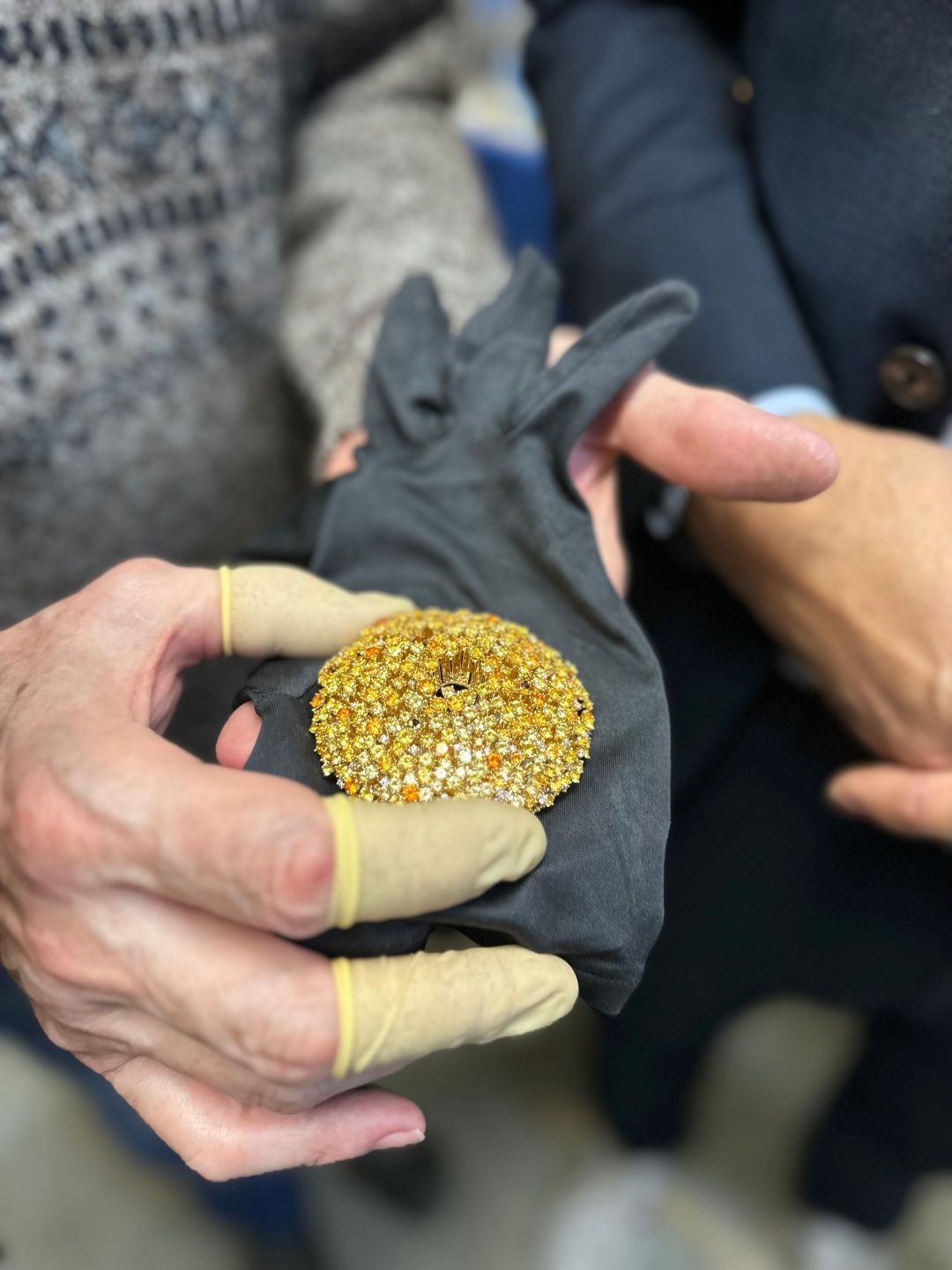 Visiting Van Cleef & Arpels Manufacture to Glimpse Magic in the Making