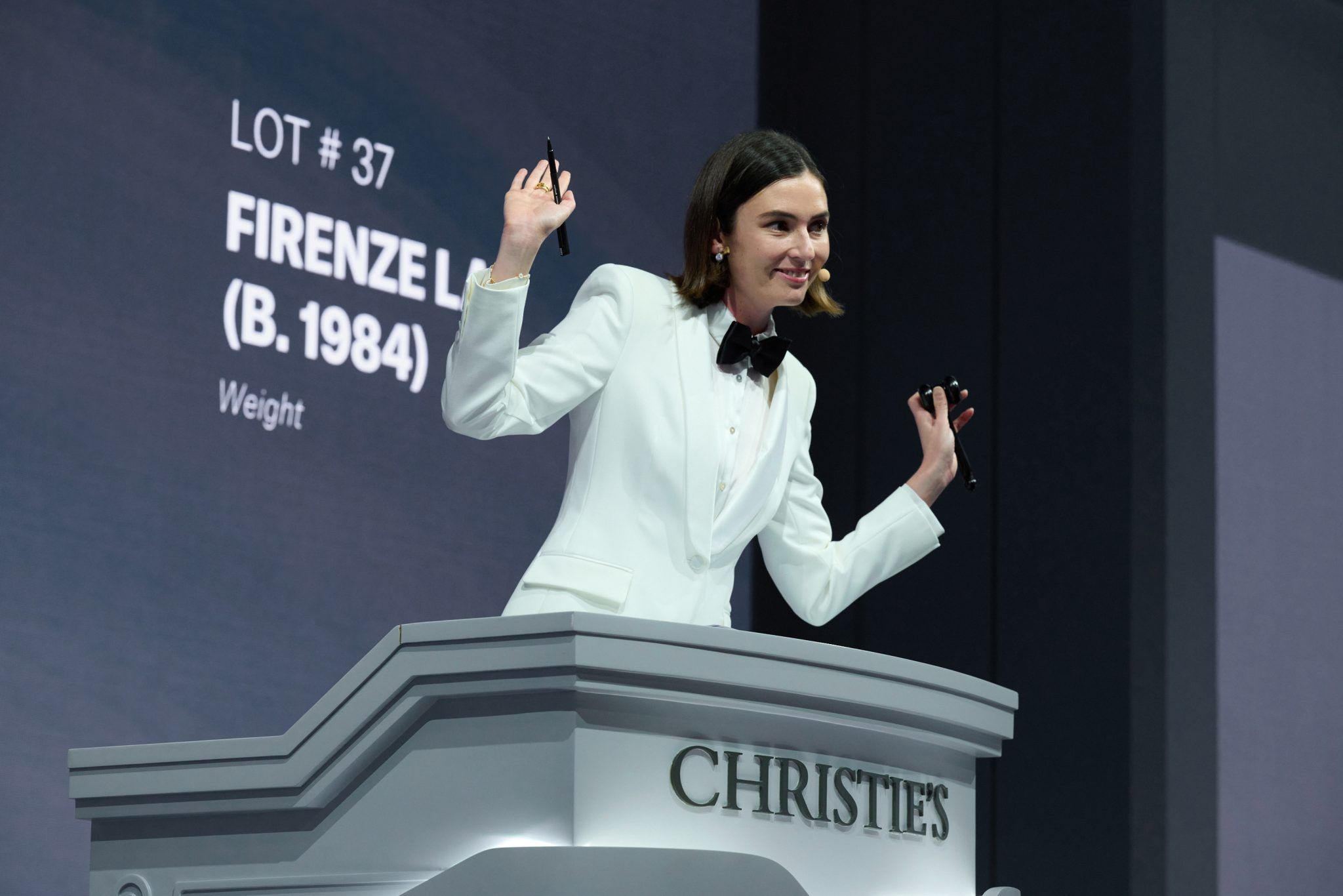 Hong Kong's Female Auctioneers