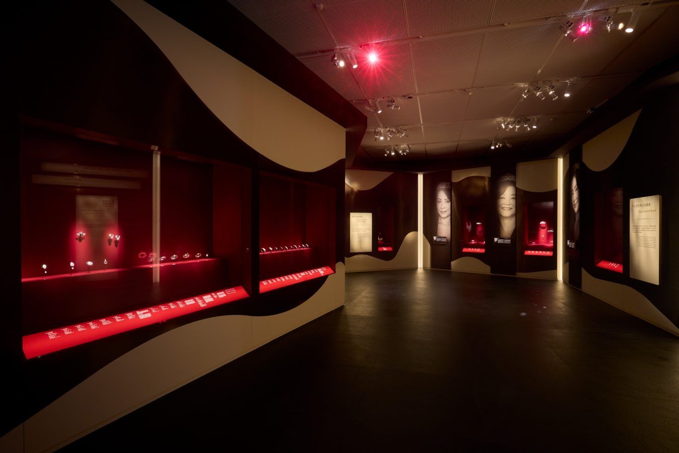 Cartier and Women brings 300 jewels to the Hong Kong Palace Museum