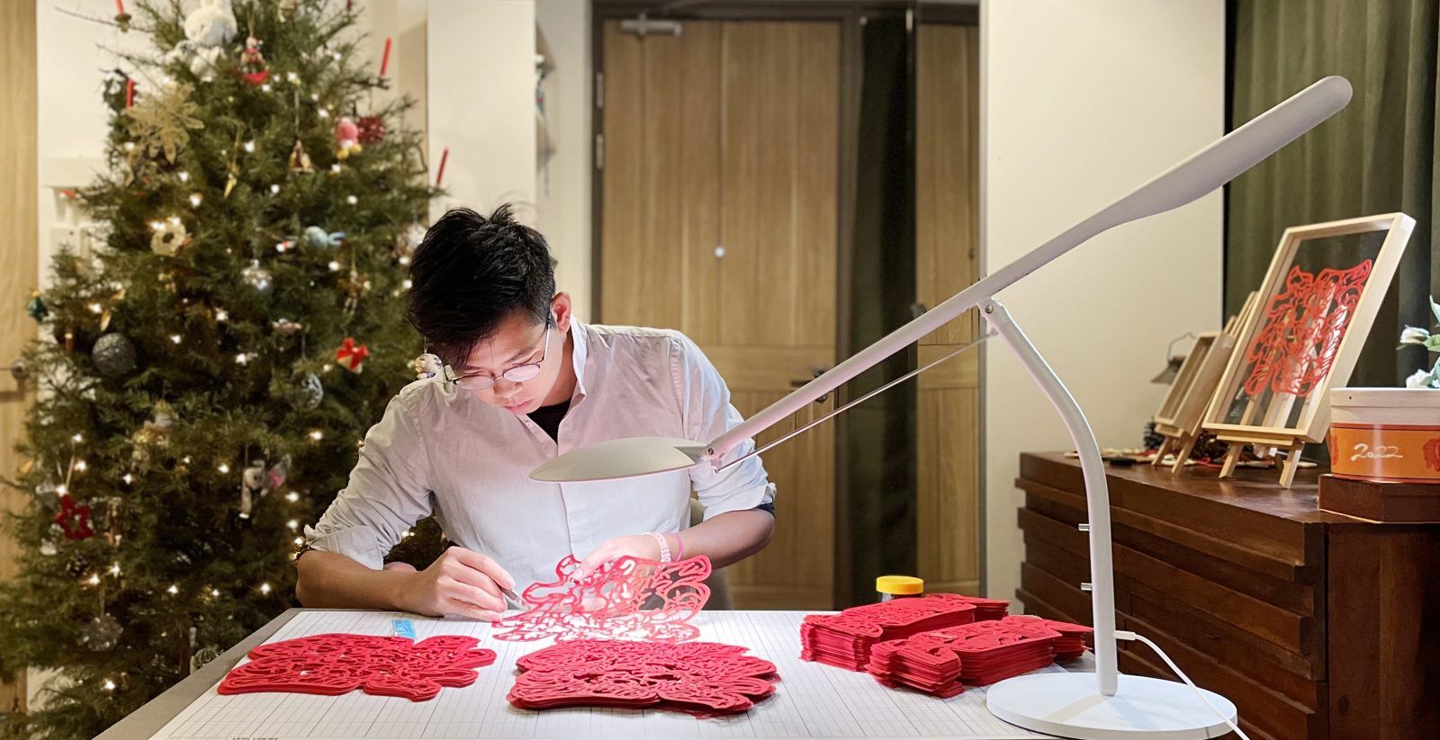 Creative Chameleons: Paper-Cut Artist Nick Tsao