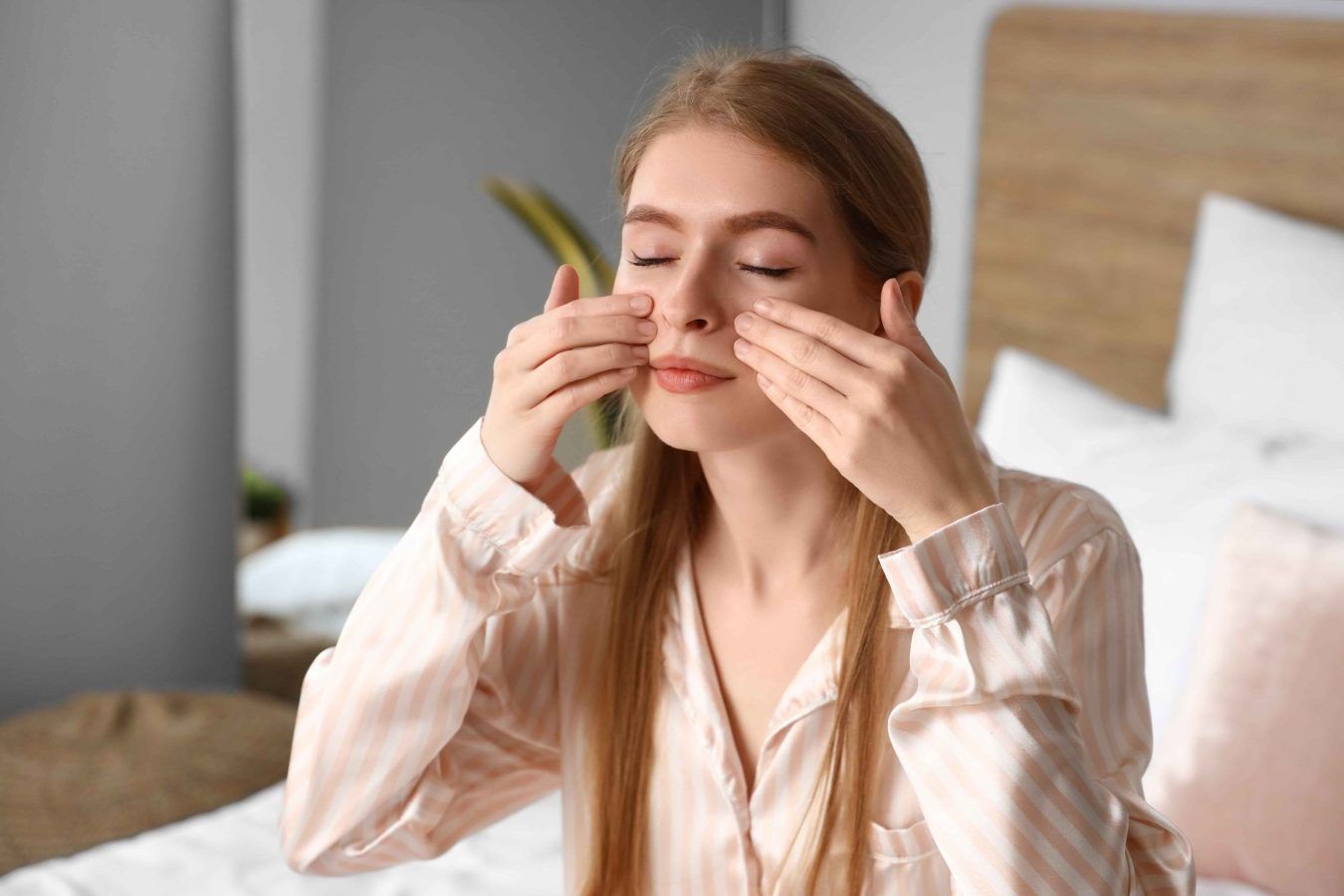 Facial exercises to slow down ageing and keep up with youthful skin