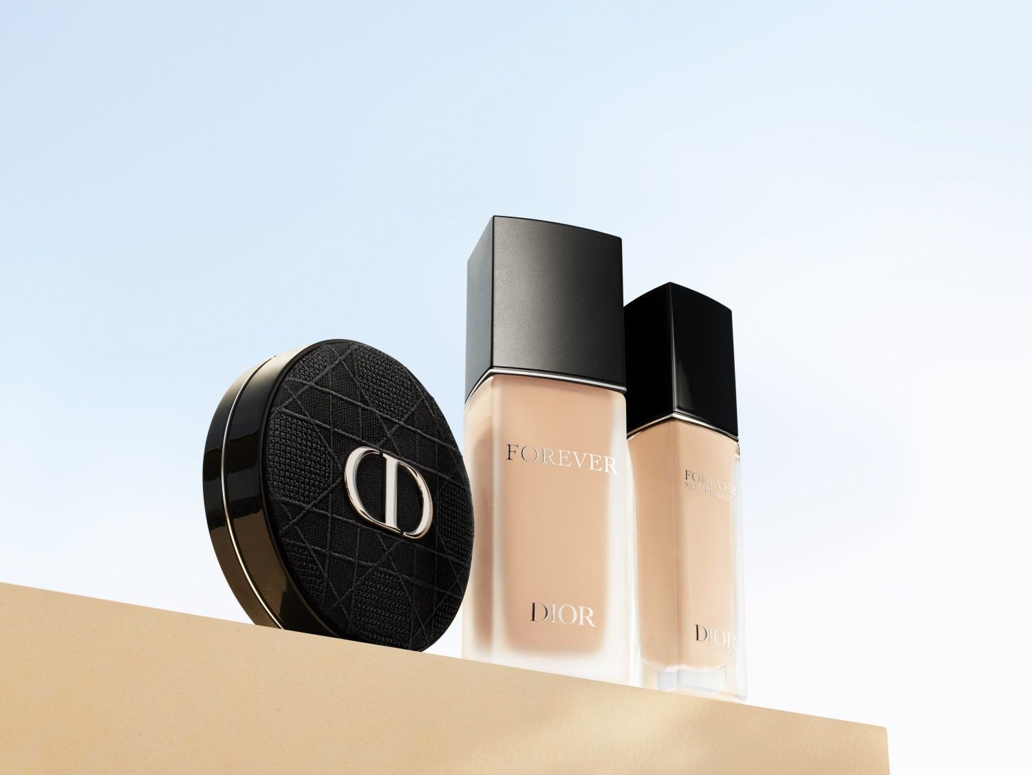 Peter Philips Perfects the Summer Glow Look with Dior Beauty Make-up