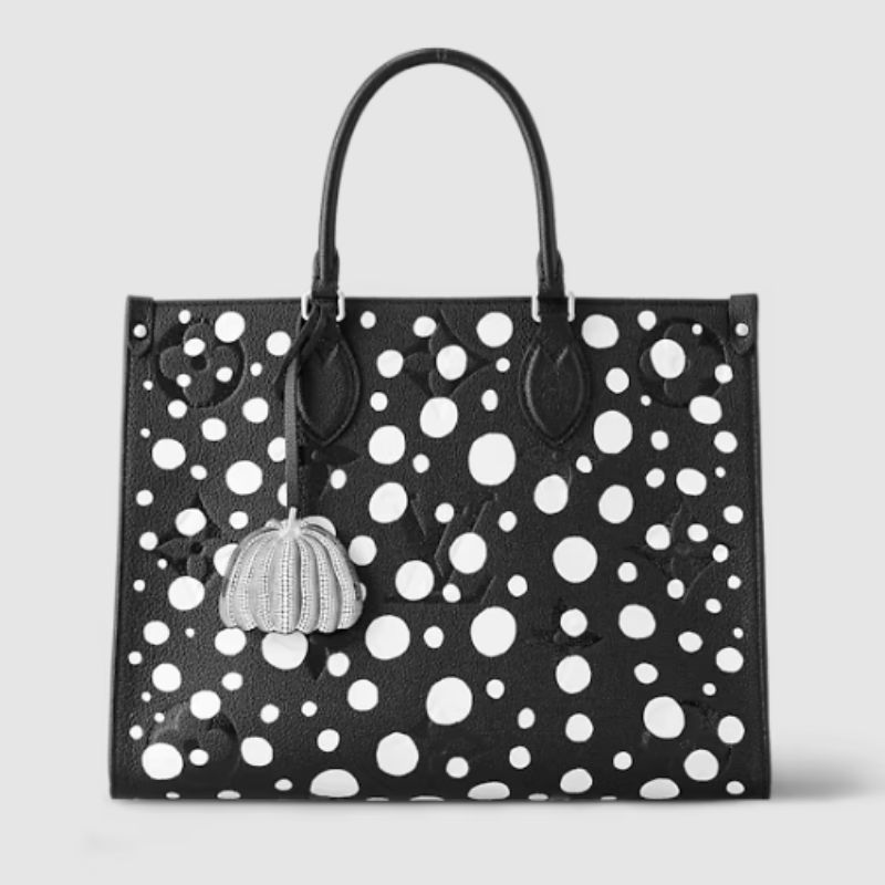 The Workhorse Luxury Tote Bag to Buy Based on Your Zodiac Sign