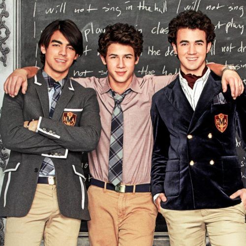 A Look At The Net Worth Of Joe Jonas