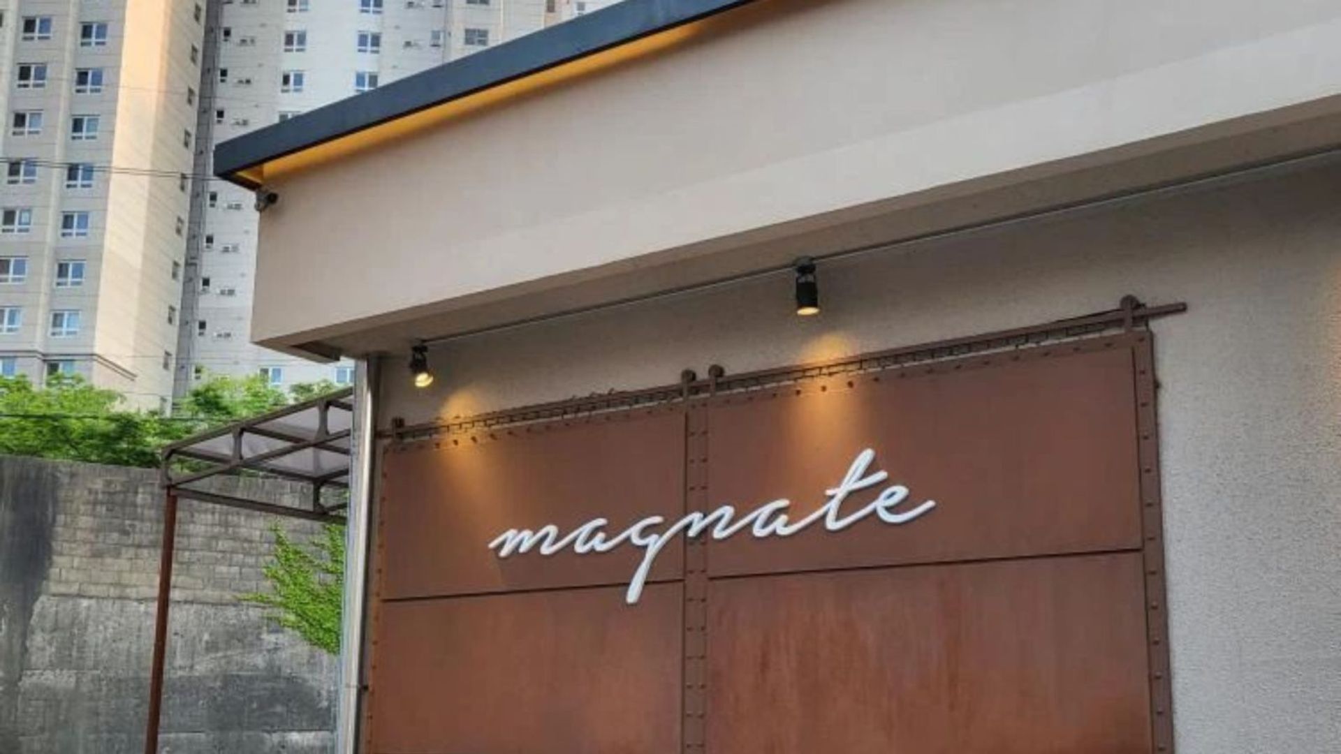 Busan's Bustling Magnate Cafe, Owned by BTS' Jimin's Dad