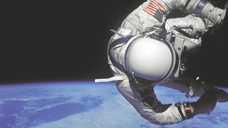 The Most Famous Female Astronauts Who Journeyed into Space ...