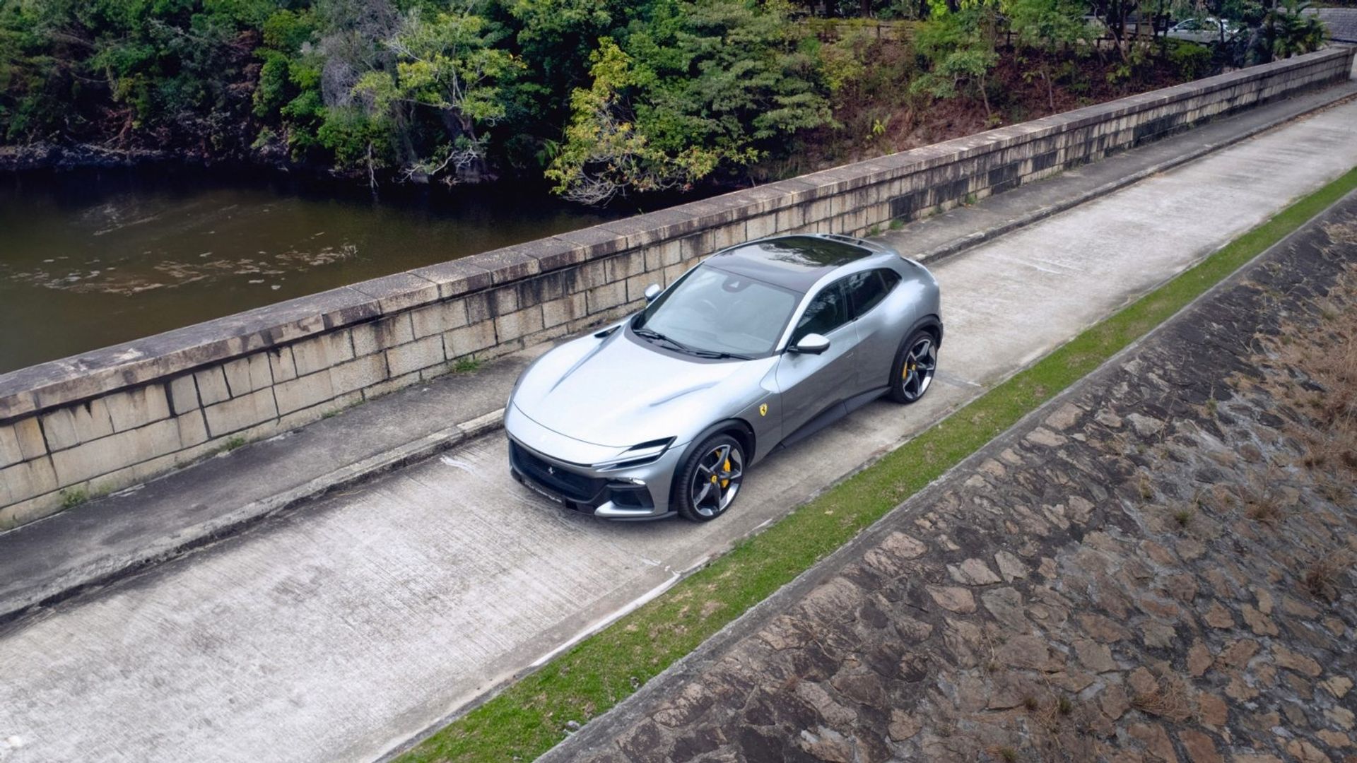 Test Driving the Ferrari Purosangue: In the Blood