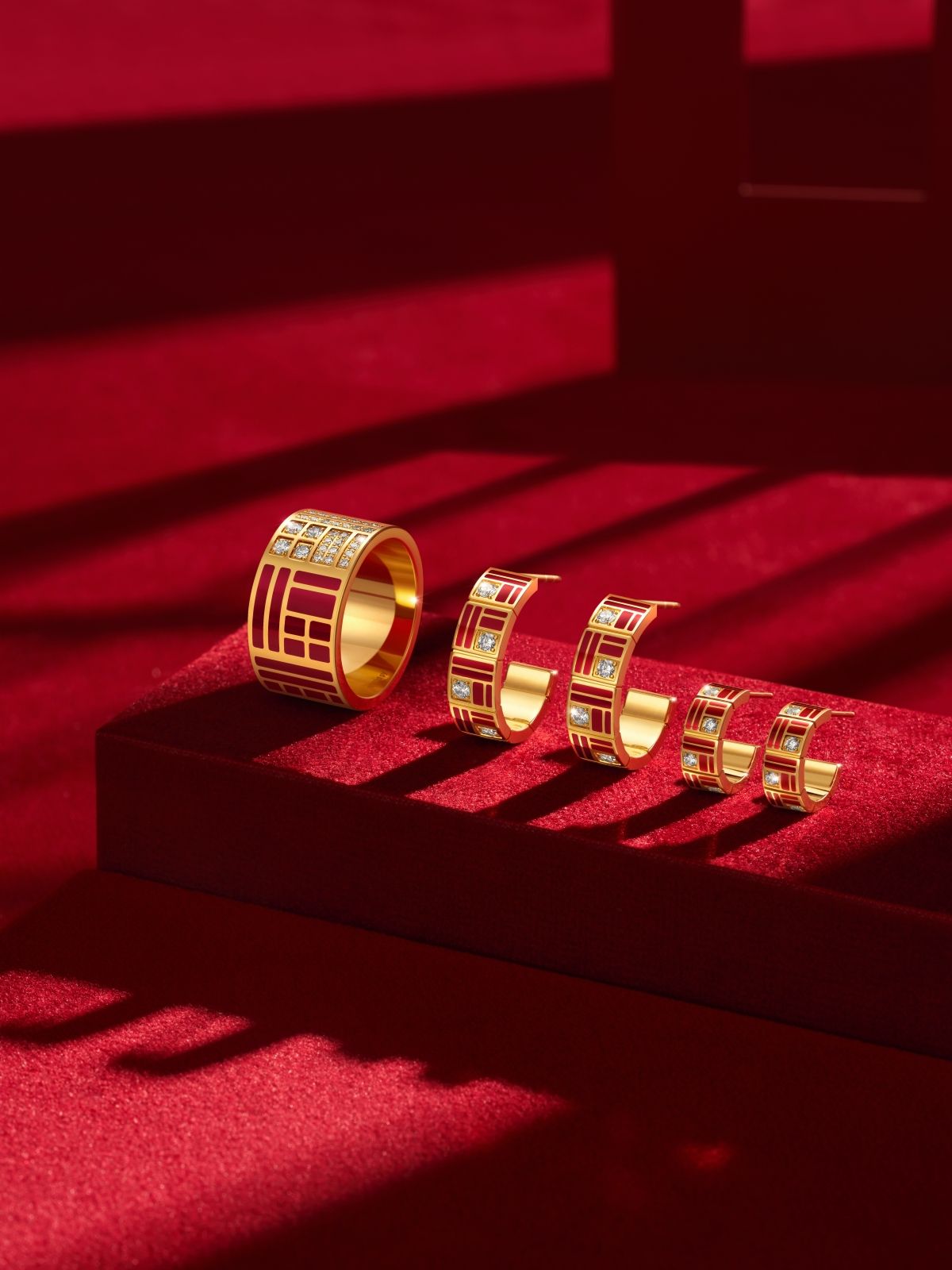 Chow Tai Fook Enters a New Era with the Rouge Collection