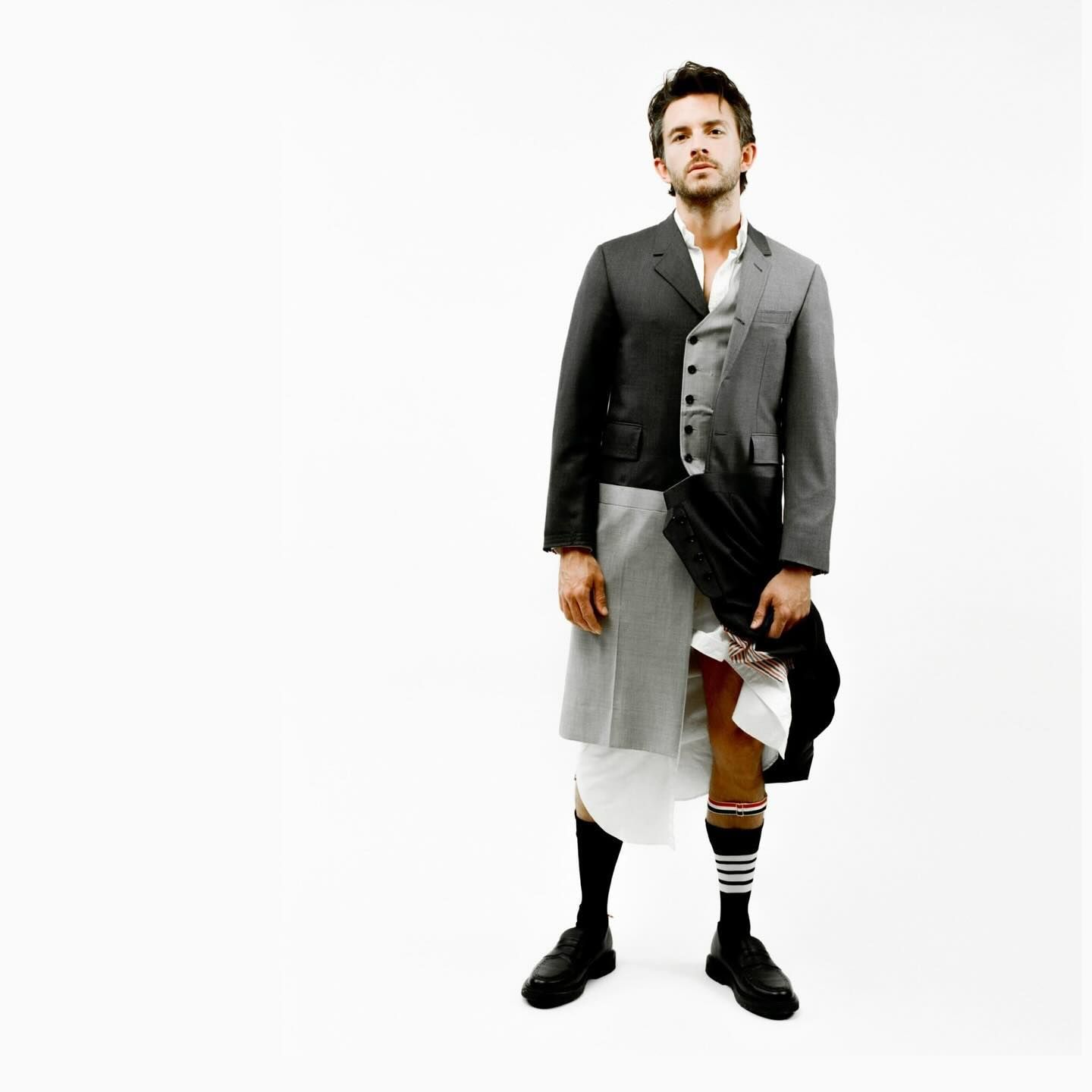 Decoding Jonathan Bailey’s Style Moments - PrestigeOnline Hong Kong