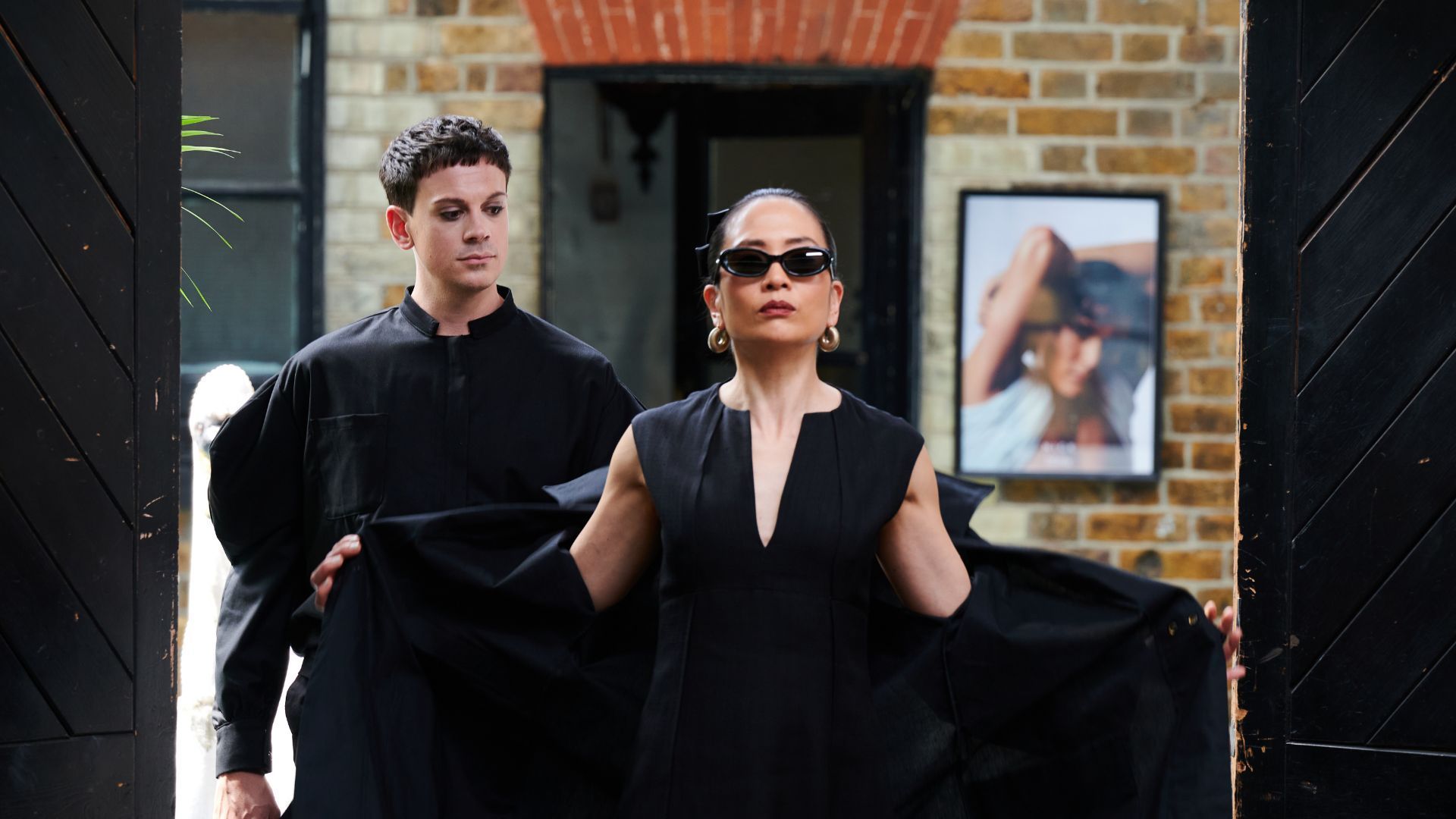 Sandra Yi Sencindiver Talks About Working on the Geek Girl Series ...