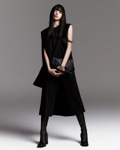 BLACKPINK Lisa is the New House Ambassador for Louis Vuitton ...