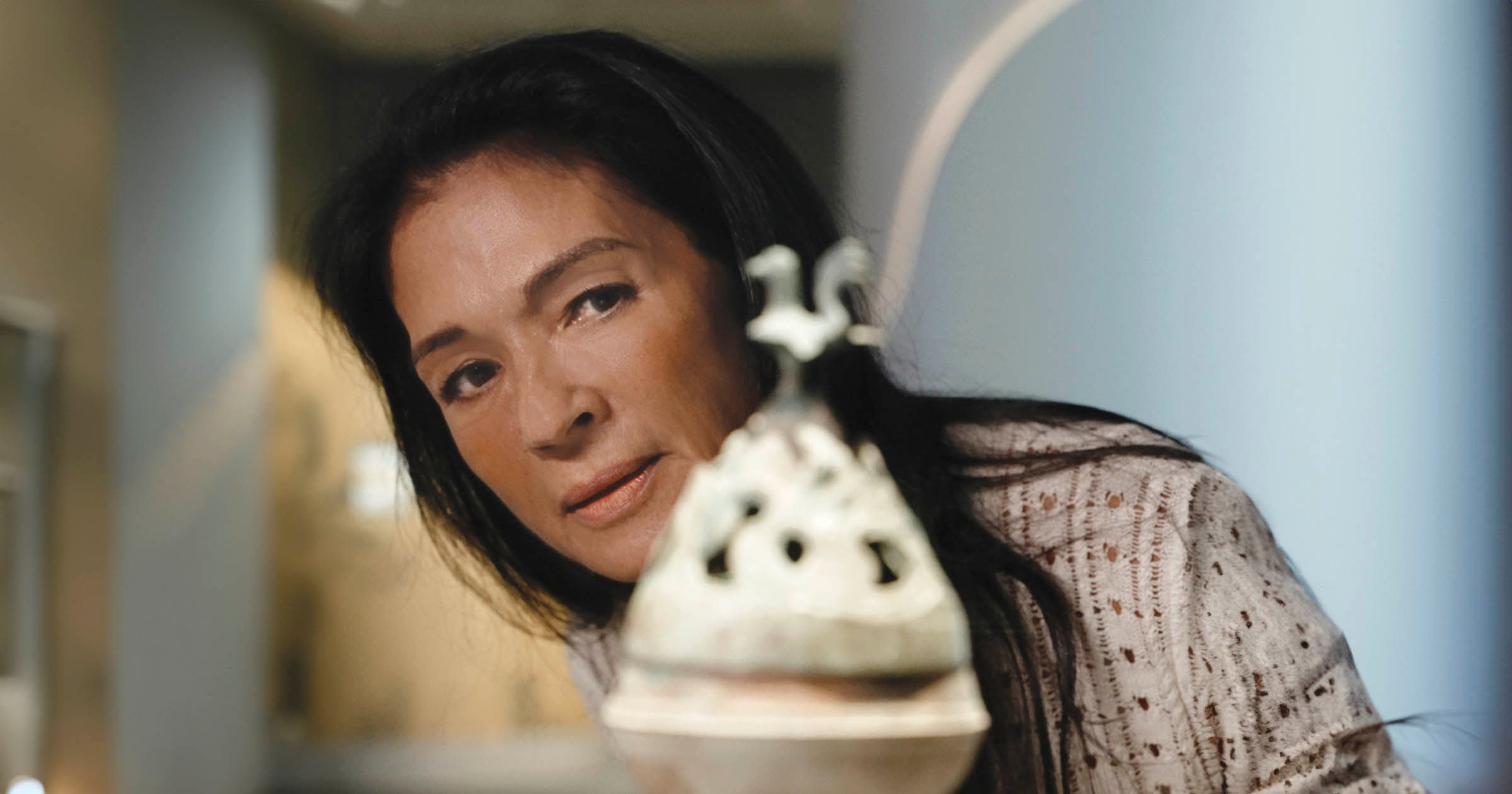 Claudia Shaw Visits the Hong Kong Museum of Art's Fragrance Exhibition