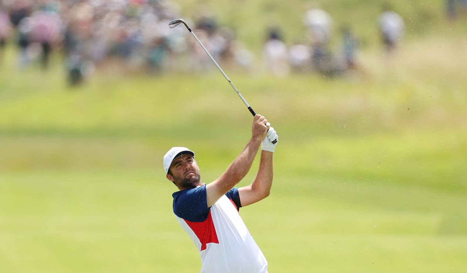 10 Golfers Nurturing the Next Generation of Players