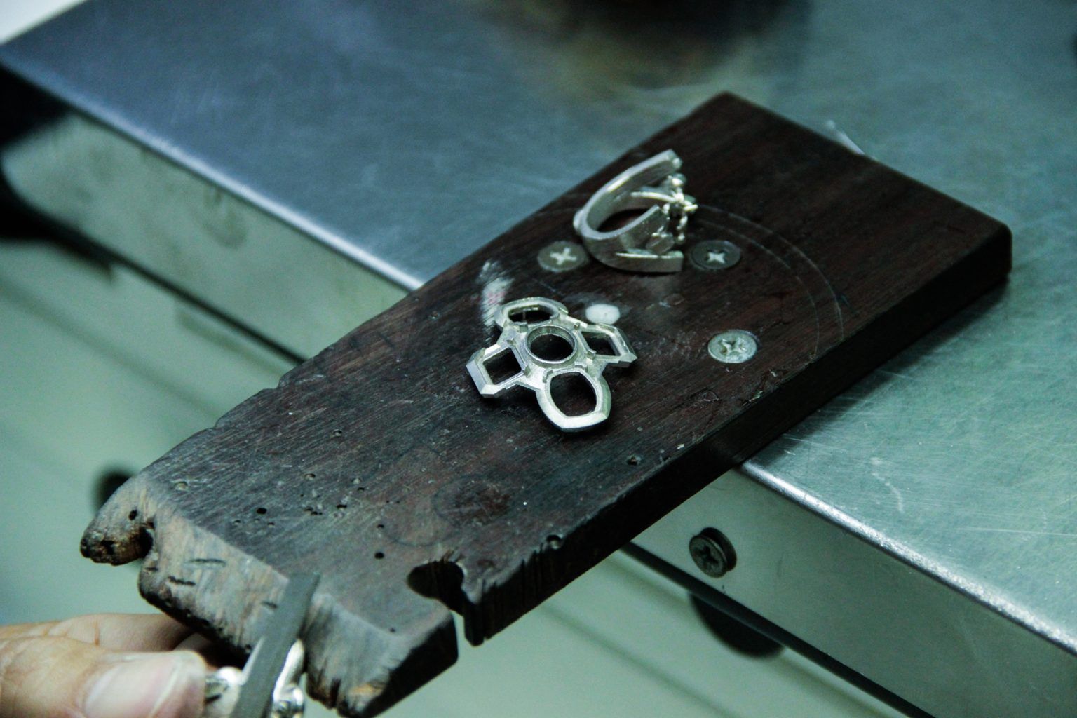 Wearing History: Exploring Heirloom Jewellery Pieces | K.S. Sze & Sons