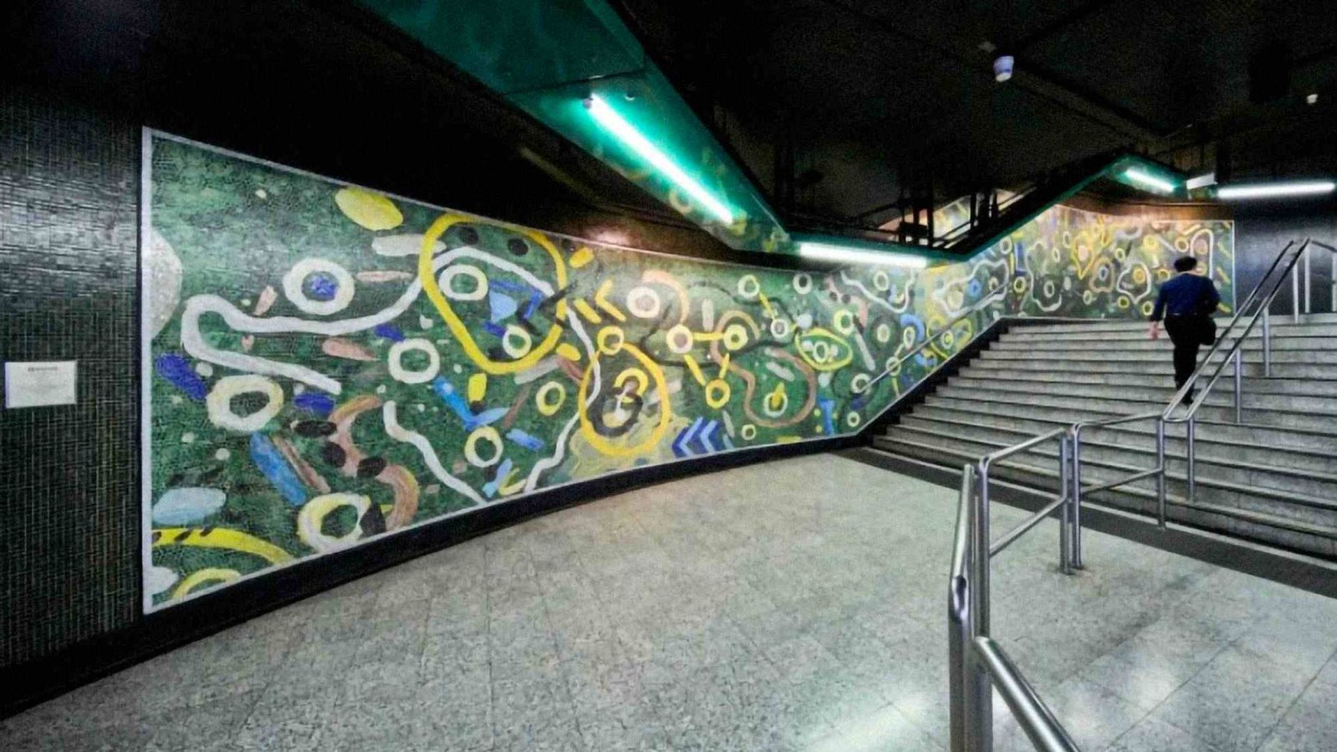 Pioneering Artist Zhao Hai Tien On Her Hong Kong Comeback